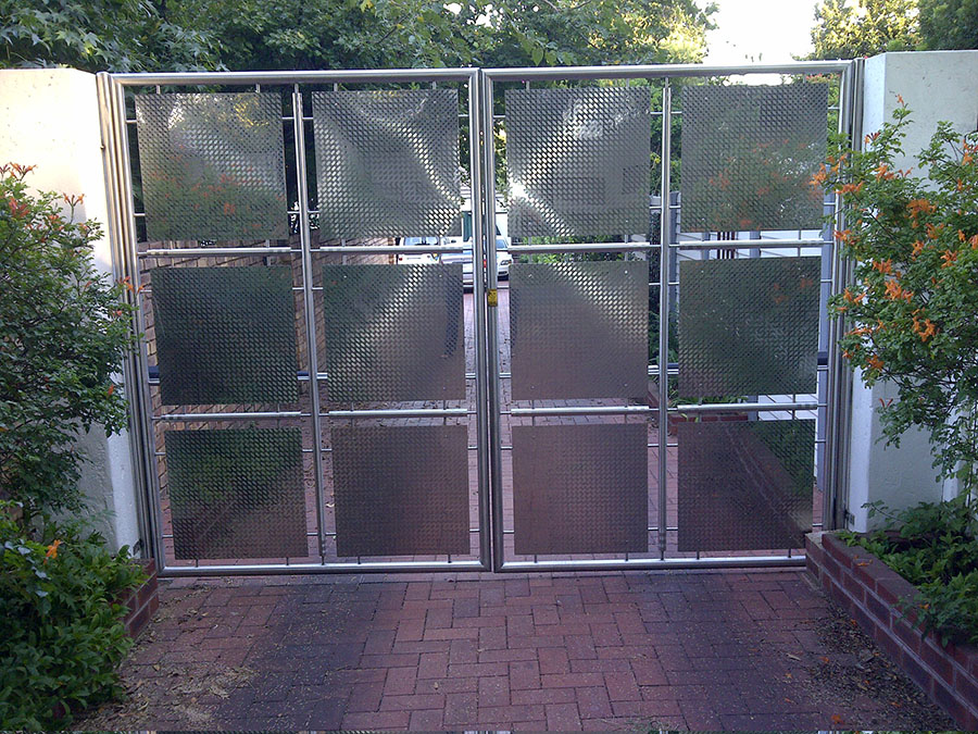 Gates |Balustrade | Stainless Steel Balustrades | Handrail | Glass ...