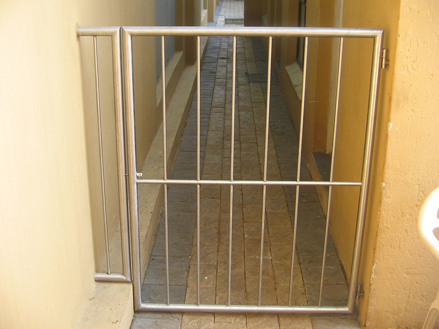 Gates |Balustrade | Stainless Steel Balustrades | Handrail | Glass ...